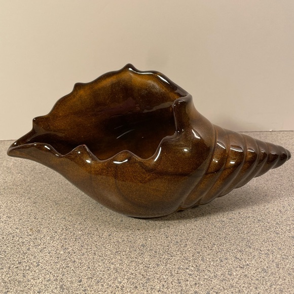 Van Briggle | Accents | Van Briggle Pottery Conch Shell Mcm Planter ...